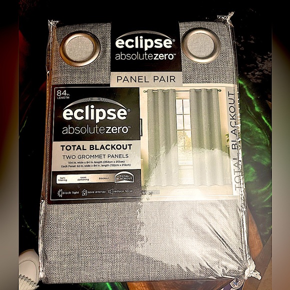 Eclipse | Design | Eclipse Absolute Zero 84 Blackout Curtains 2pack Max ...